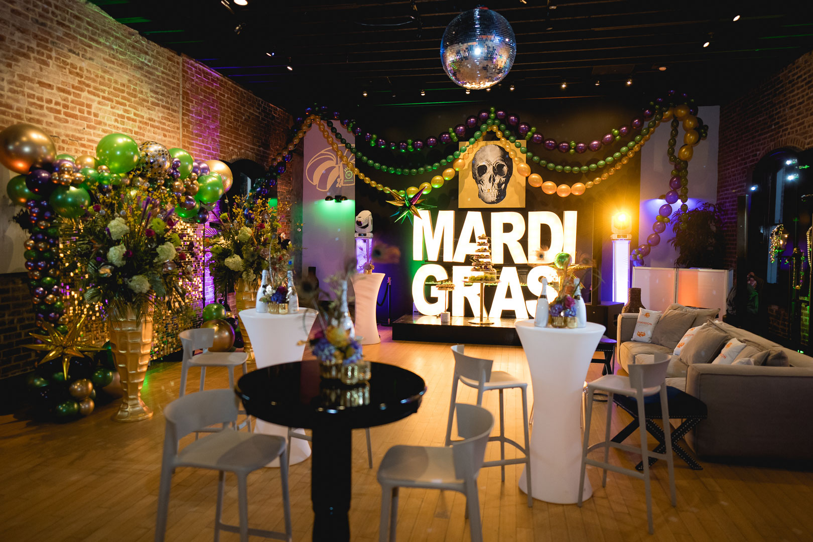 The Mateo New Orleans Mardi Gras Champagne & King Cake Party
